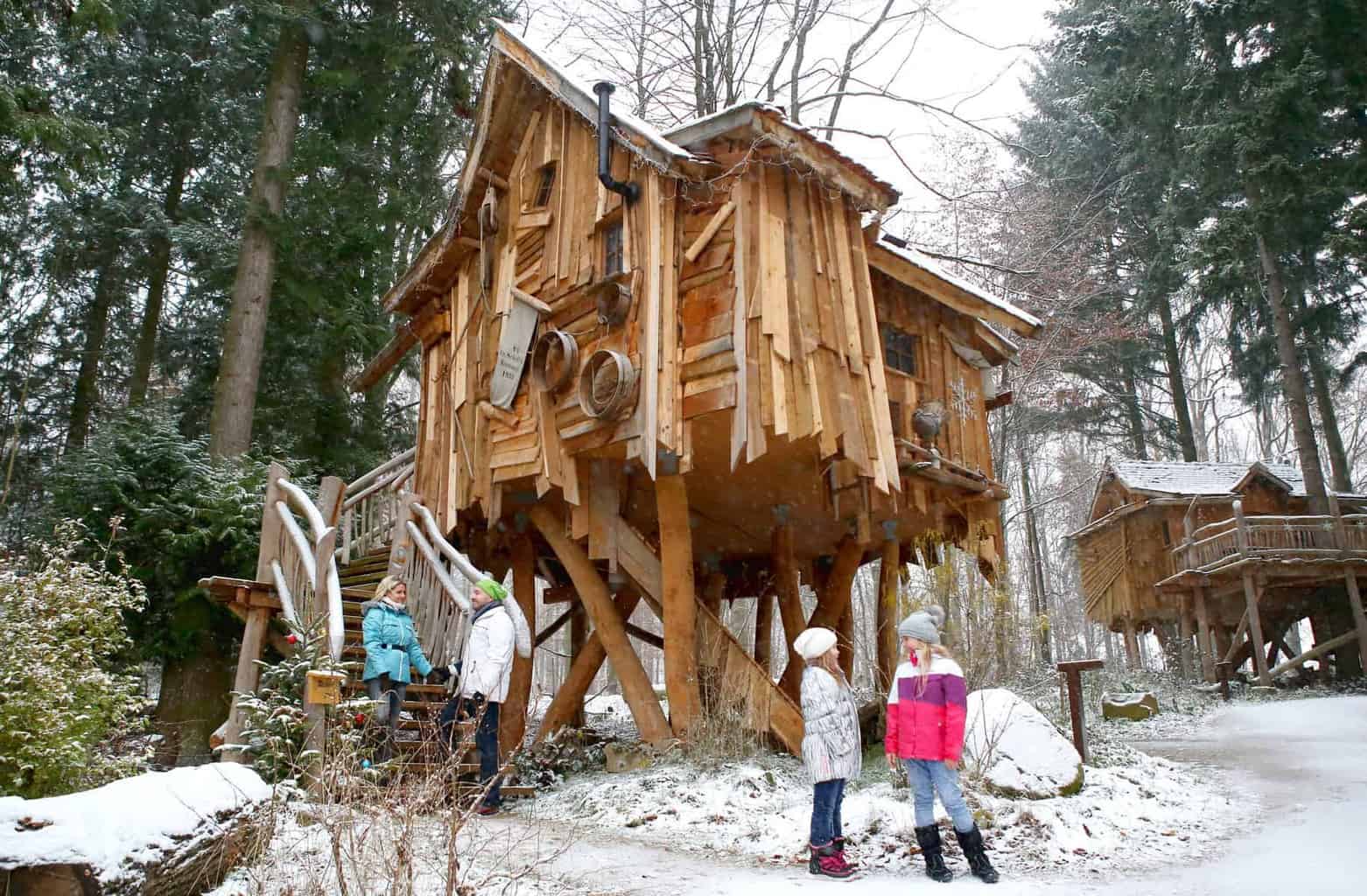 Natur-Resort_Tripsdrill_Baumhaus__Winter__RS | Freizeitpark News